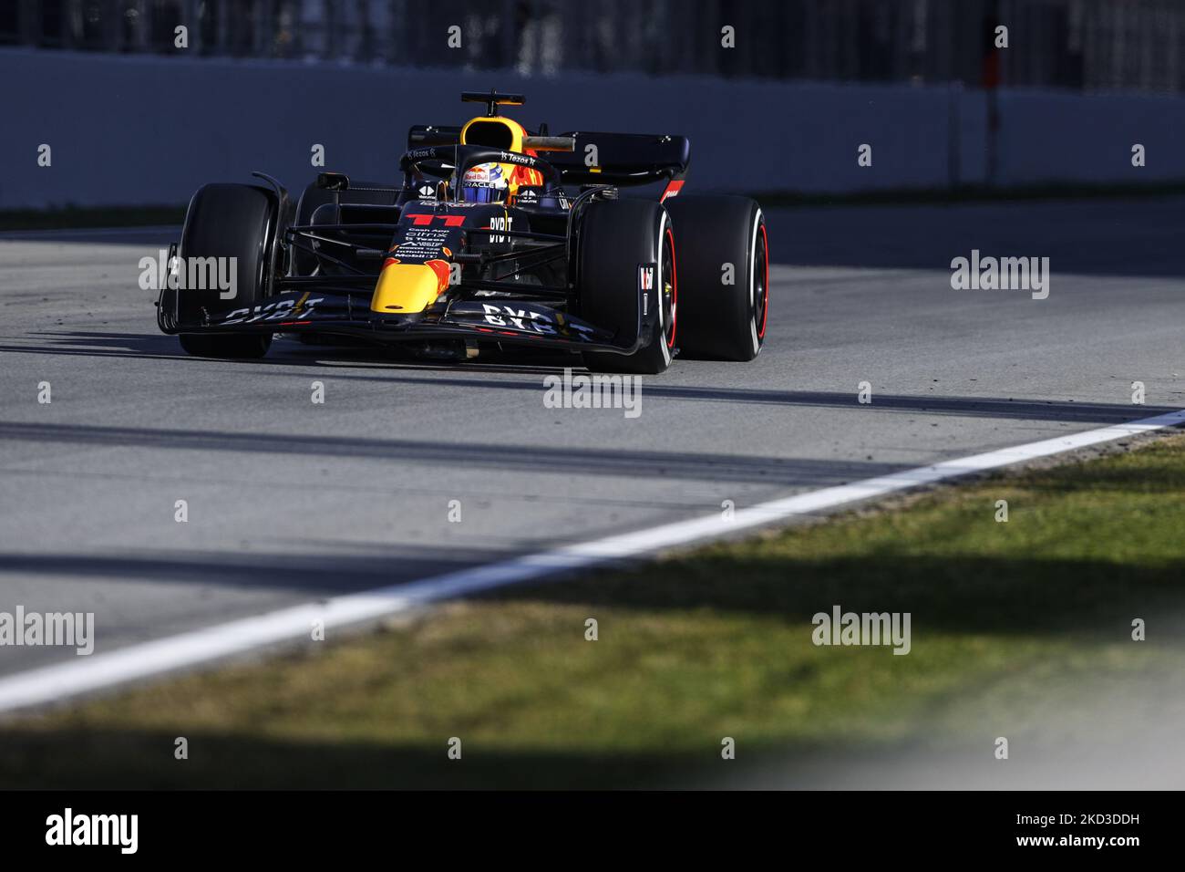 11 Sergio Perez, Oracle Red Bull Racing, RB18, action during the ...