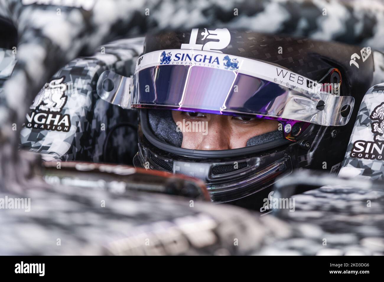 24 Guanyu Zhou, Alfa Romeo F1 Team Orlen, C40, action during the ...