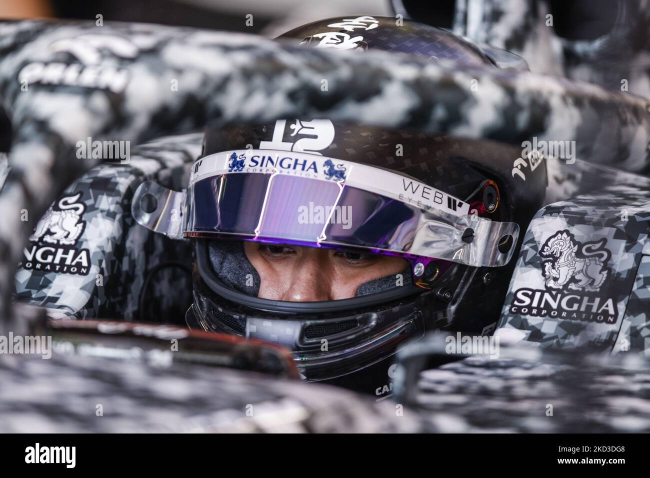 24 Guanyu Zhou, Alfa Romeo F1 Team Orlen, C40, action during the ...