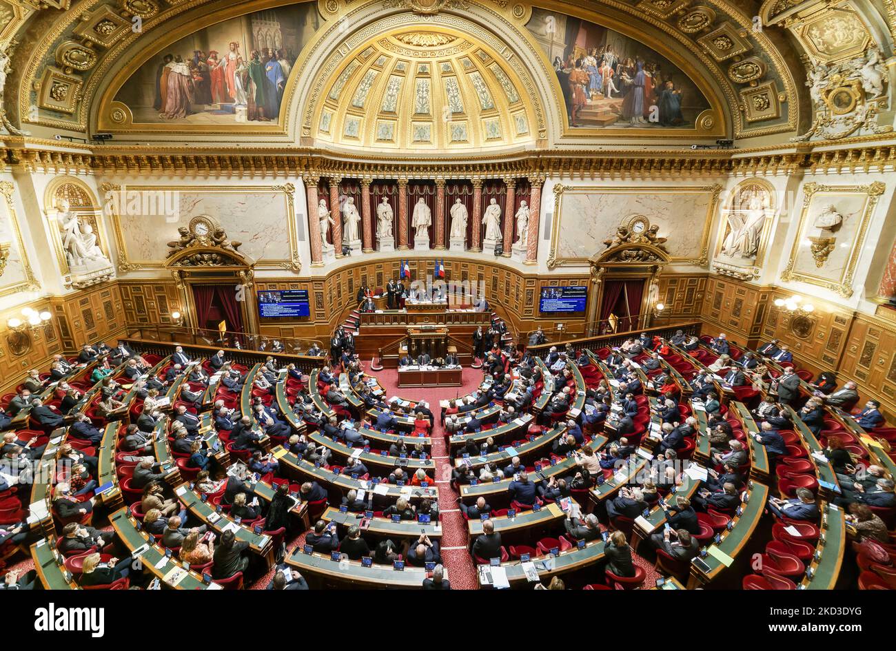 The last Session Of Questions To The Government At The French Senate ...