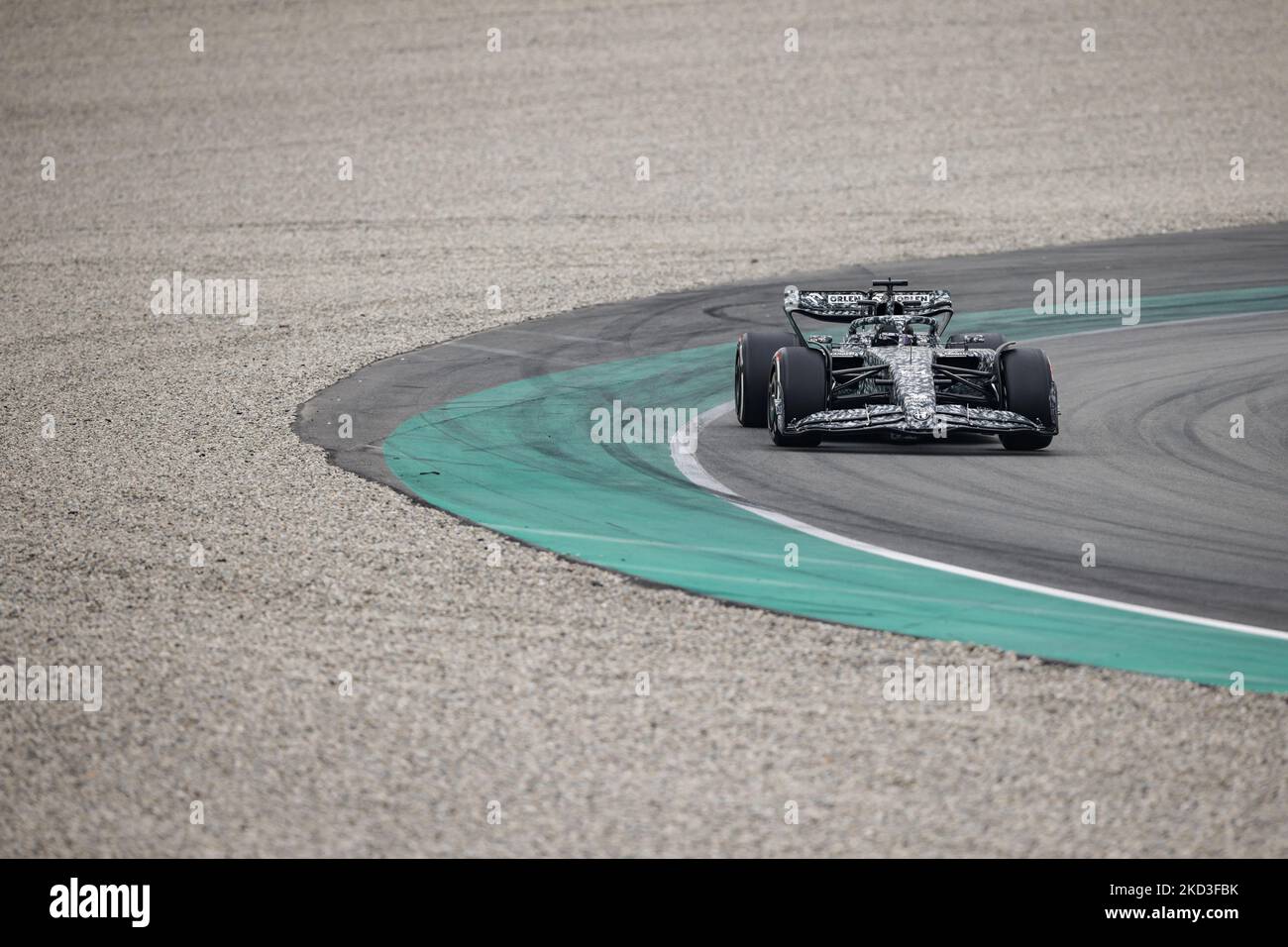 24 Guanyu Zhou, Alfa Romeo F1 Team Orlen, C40, action during the ...