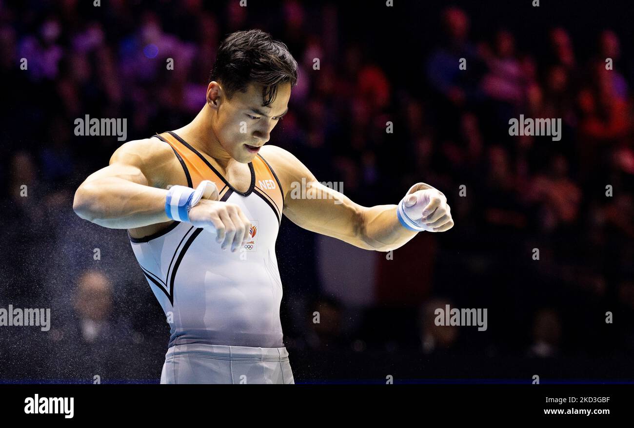 LIVERPOOL - Loran de Munck in action during the men's vaulting event at ...