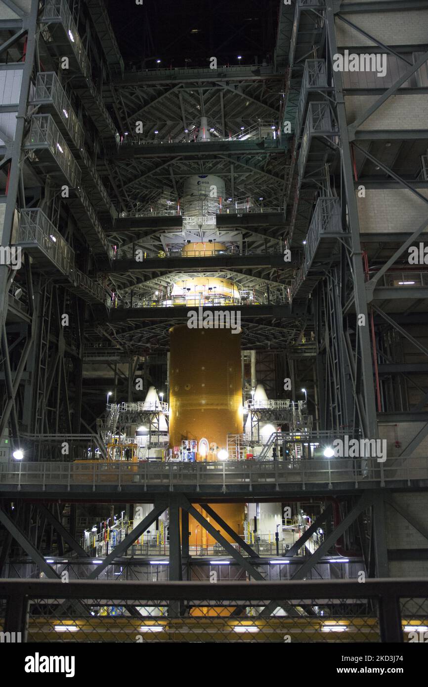 Artemis 1 stands in the Vehicle Assembly Building at Kennedy Space ...