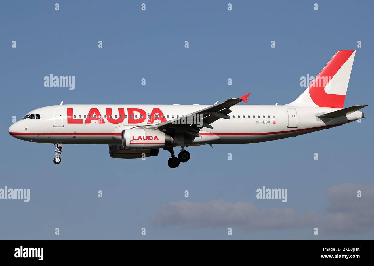 Lauda a320 hi-res stock photography and images - Alamy