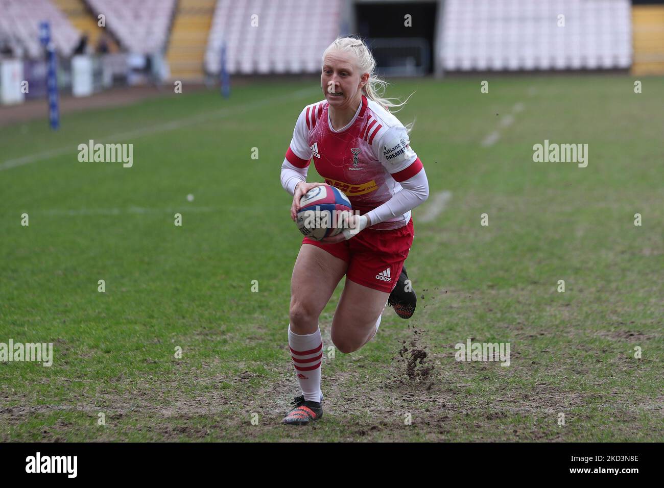 Heather Cowell of Harlequins during the WOMEN'S ALLIANZ PREMIER 15S ...