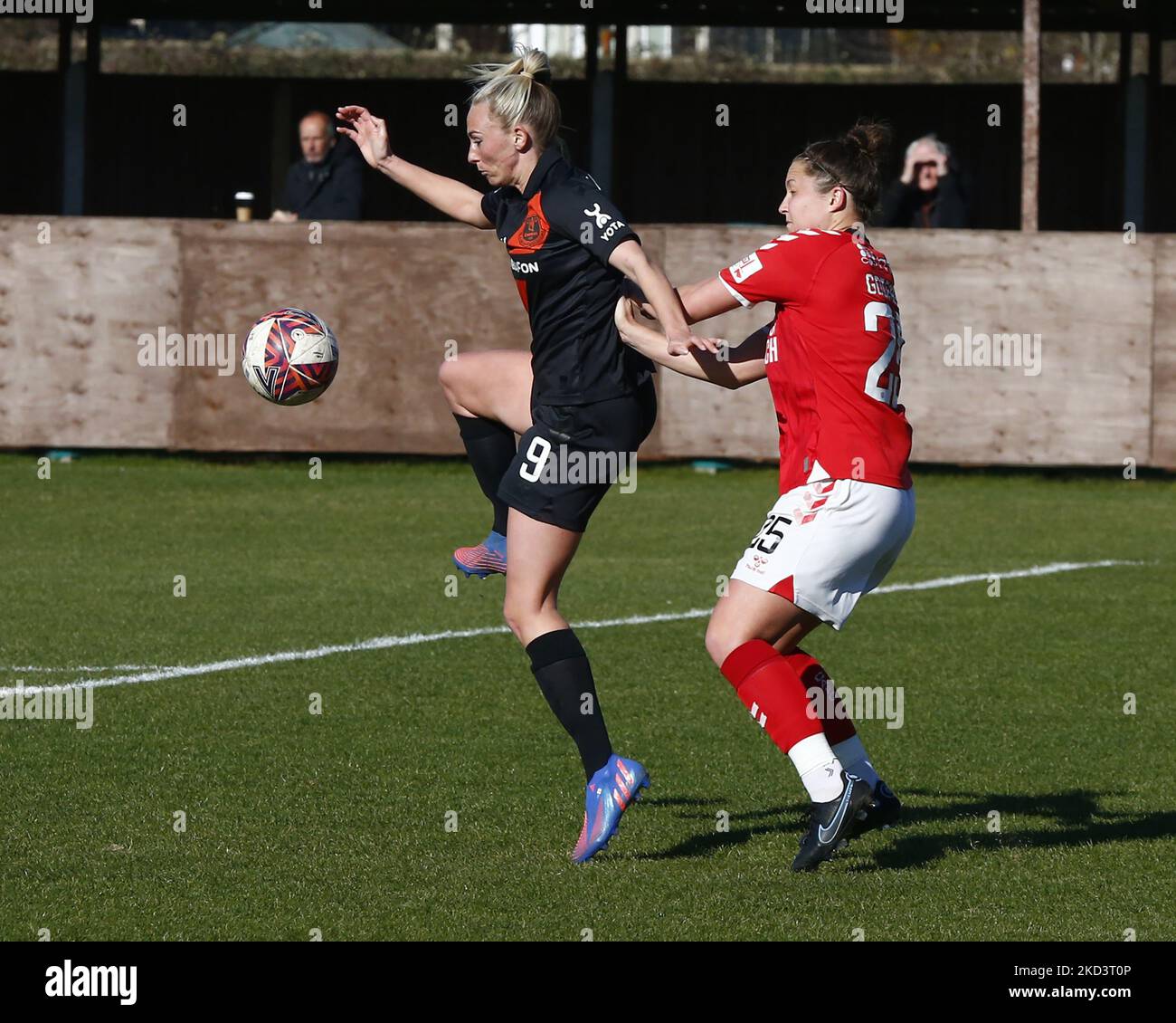 L-R Toni Duggan of Everton and Hannah Godfrey of Charlton Athletic ...
