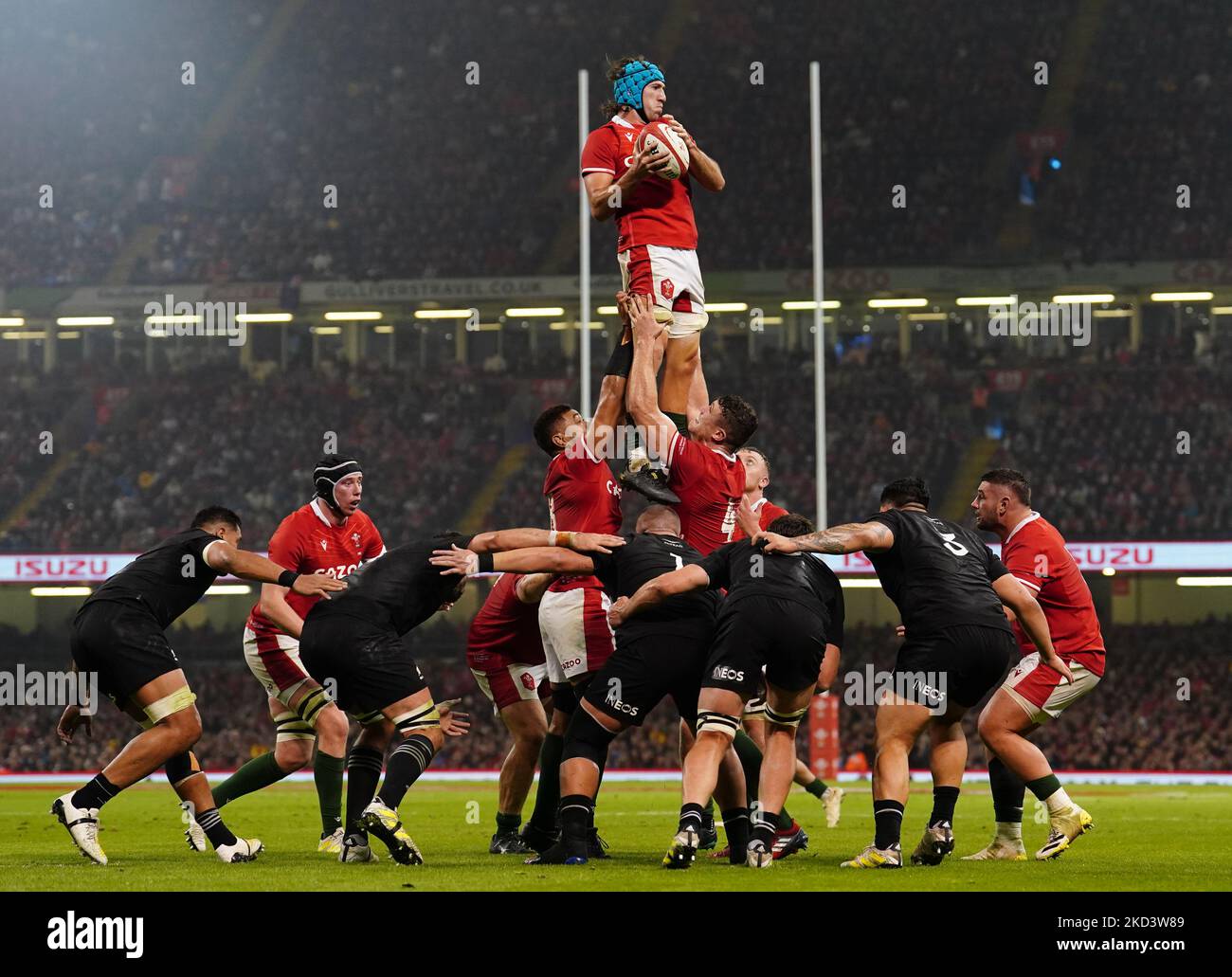 Justin tipuric wales 2022 hi-res stock photography and images - Alamy