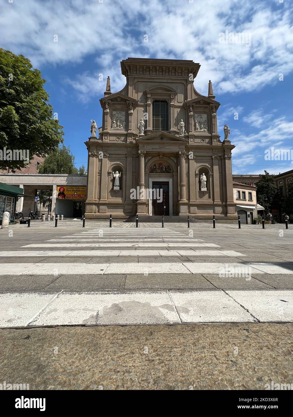 Bergamo building hi-res stock photography and images - Alamy