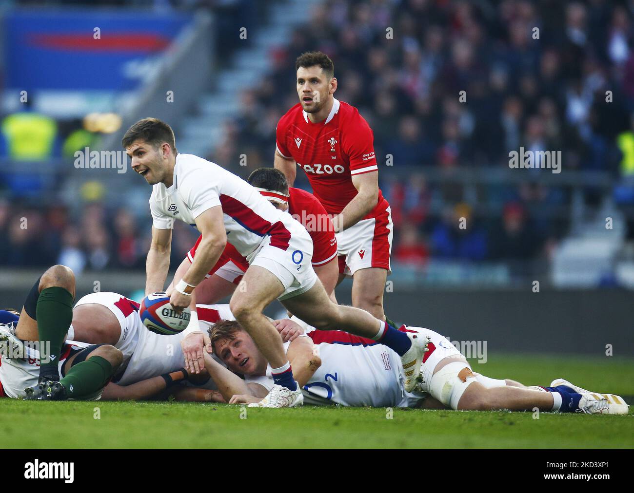 Harry Randall of England during Guinness six Nations match between ...