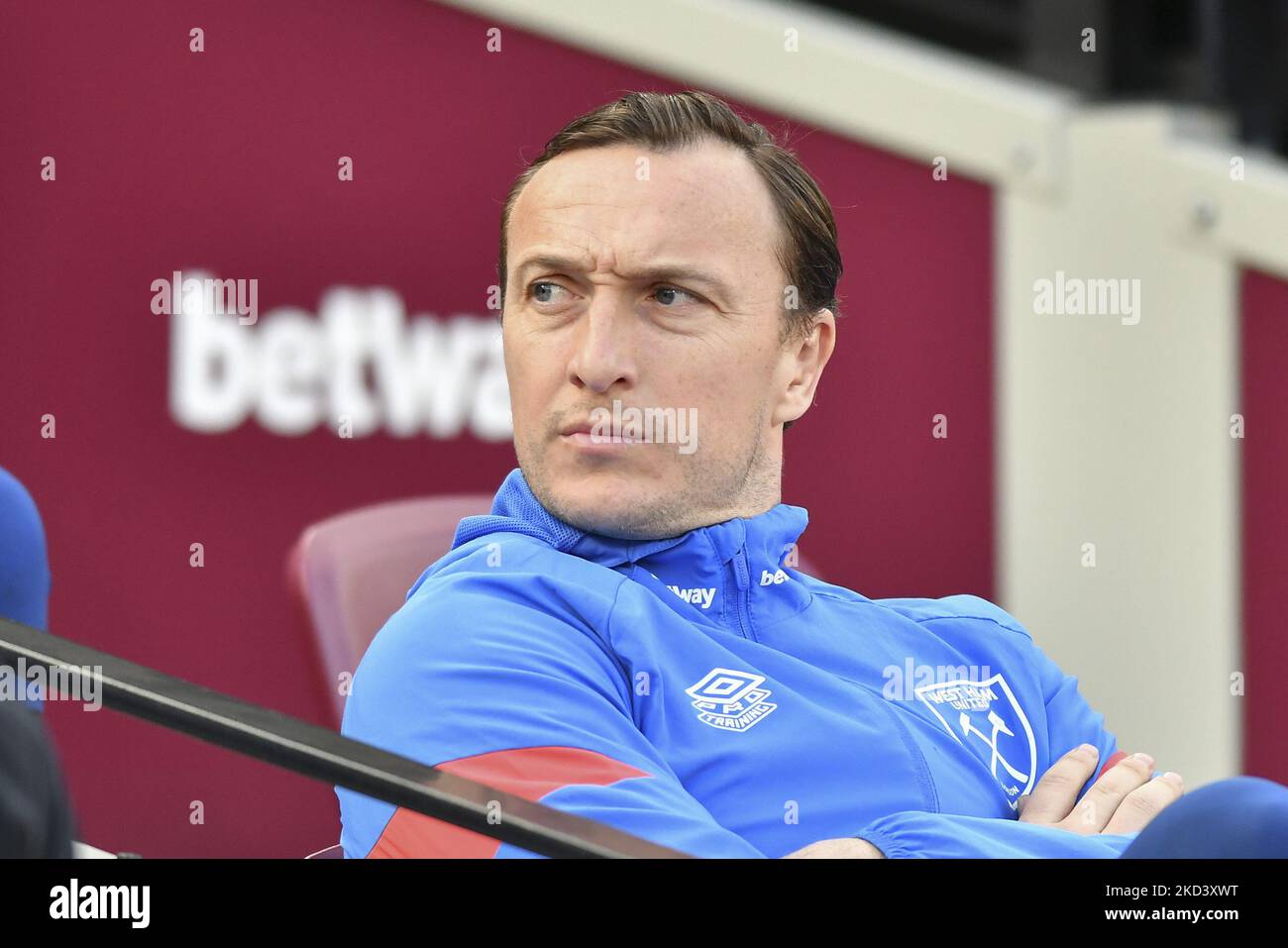 Mark noble football hi-res stock photography and images - Alamy