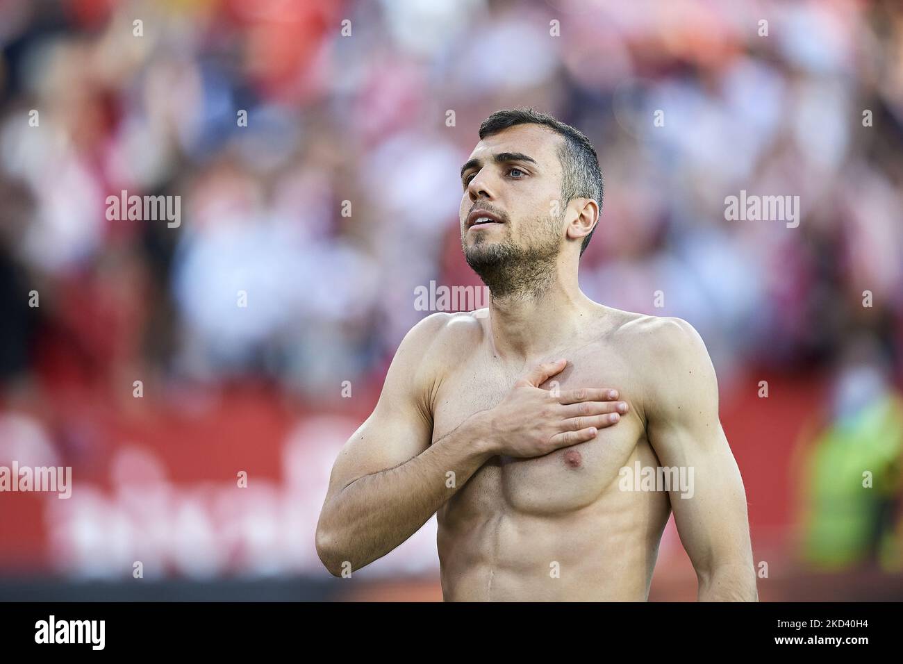 Joan Jordan of Sevilla celebrates victory after the La Liga Santander ...