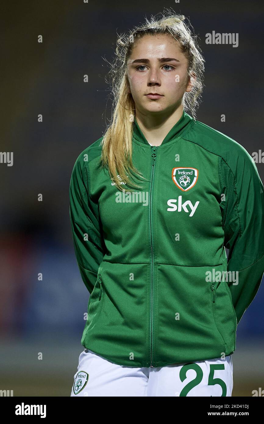 Ellen molloy hi-res stock photography and images - Alamy