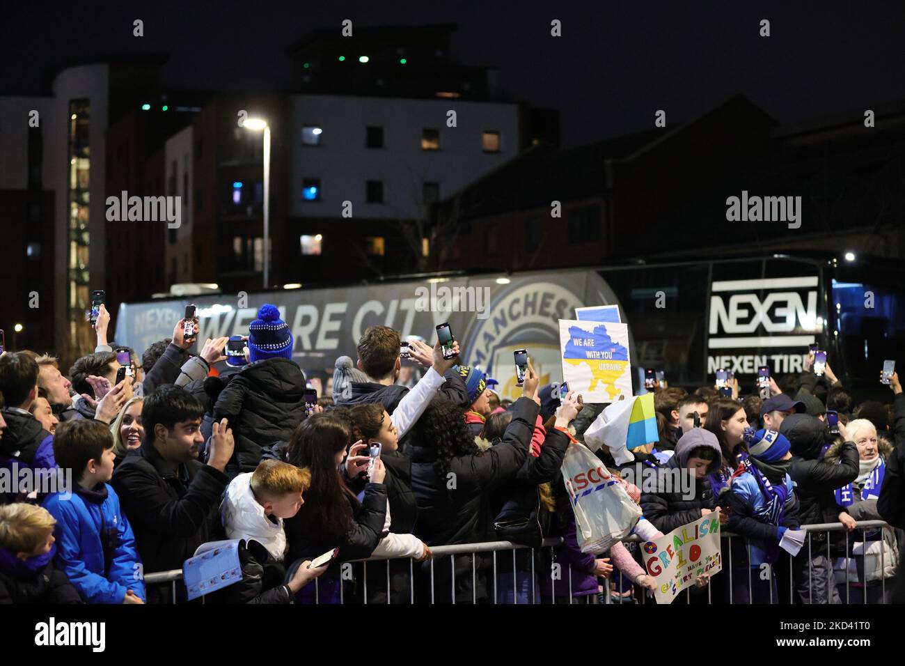 The manchester united team bus hi-res stock photography and images - Alamy