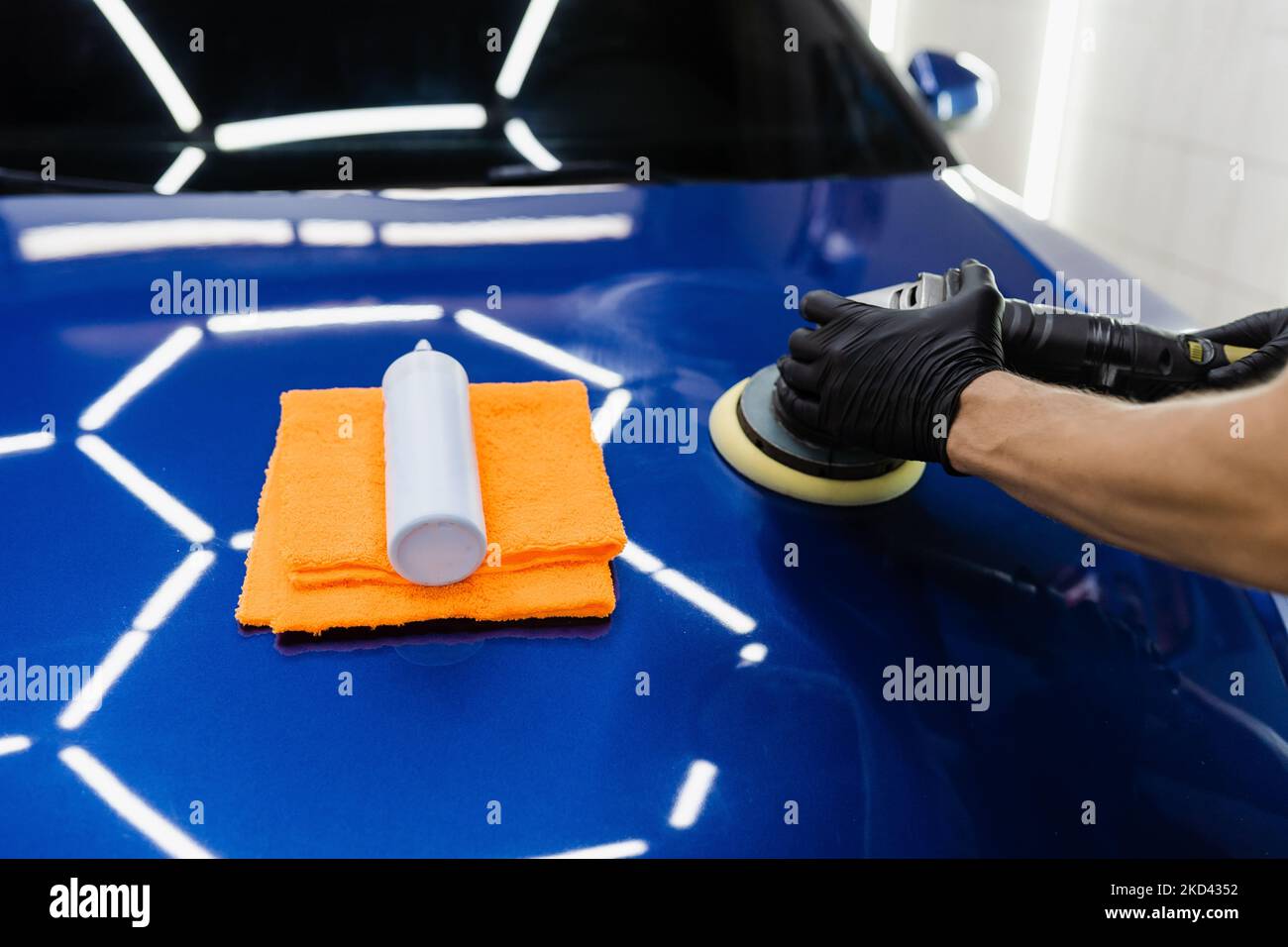 Sealant car polishing with orbital polisher for remove scratches ...