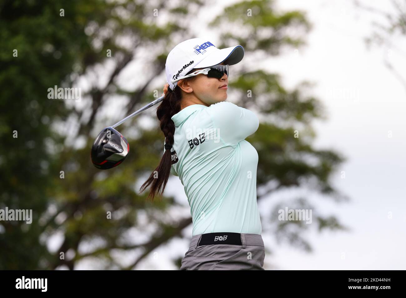 Sei Young Kim of South Korea in action during round one of the HSBC ...