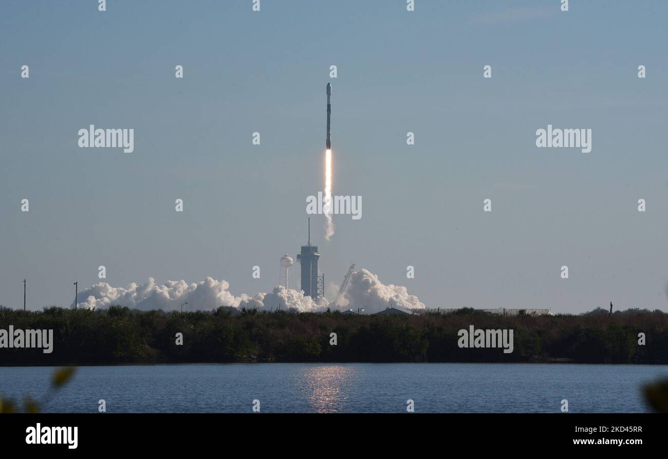 Elon musk spacex 2022 hi-res stock photography and images - Alamy