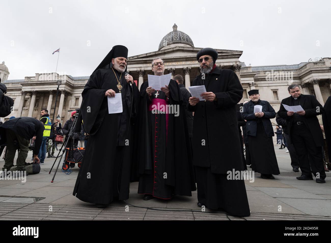 Coptic orthodox archbishop london hi-res stock photography and images ...