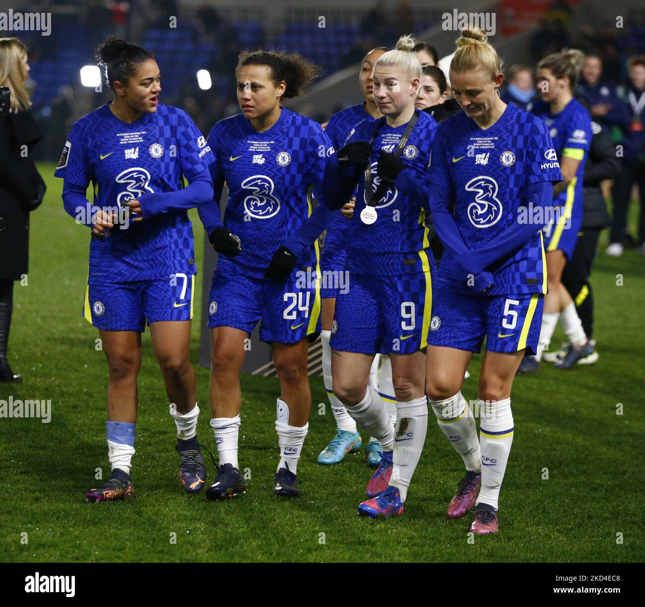 Chelsea women drew spence chelsea women sophie ingle hi-res stock ...