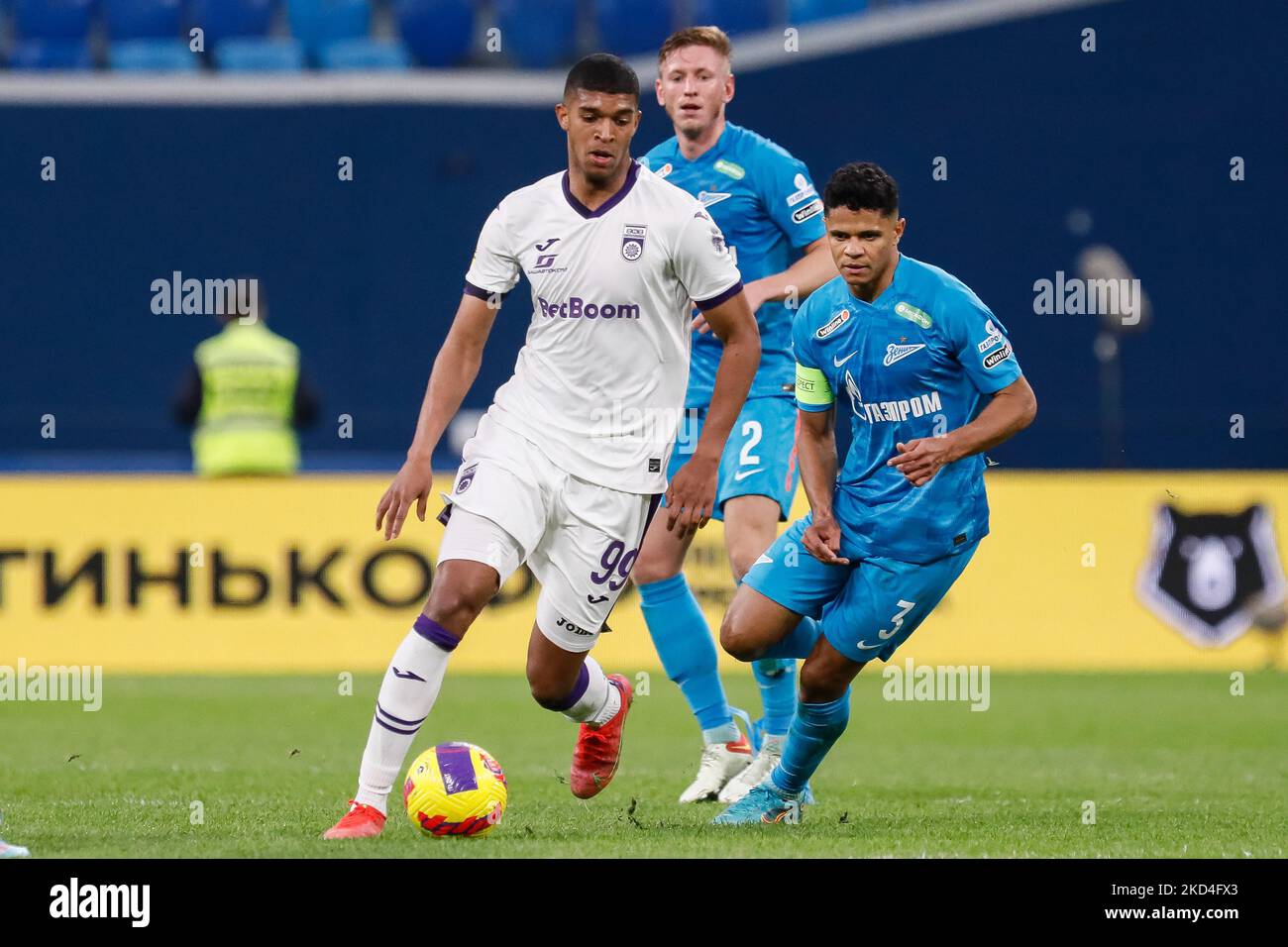 Dilan santos hi-res stock photography and images - Alamy