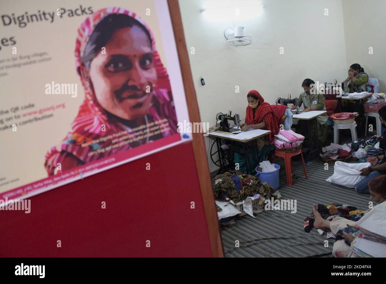 Cheap sanitary pads hi-res stock photography and images - Alamy