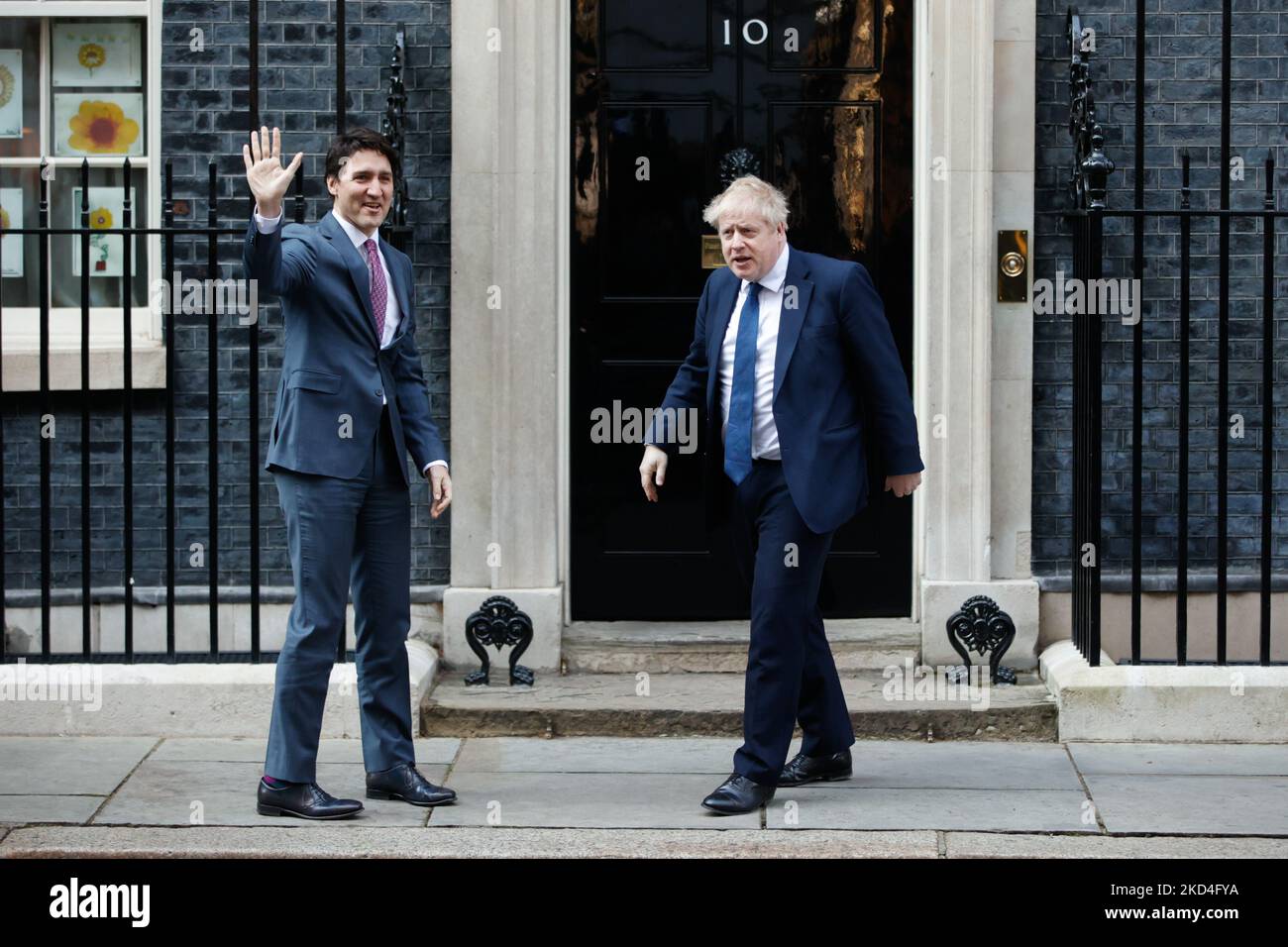 British Prime Minister Boris Johnson (R) welcomes Canadian Prime ... British Prime Minister Boris Johnson (R) welcomes Canadian Prime ...