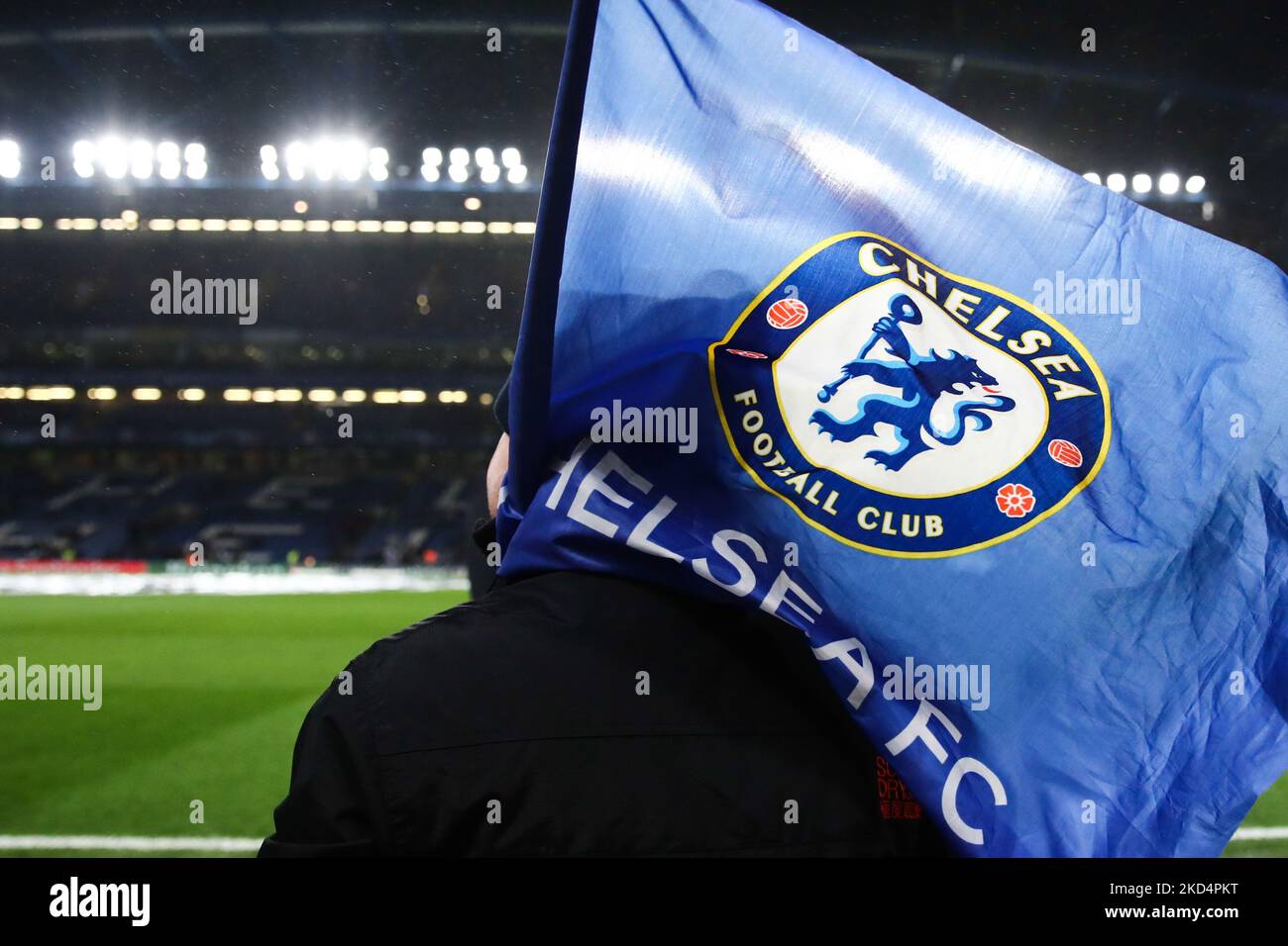 Chelsea fc flag hi-res stock photography and images - Alamy