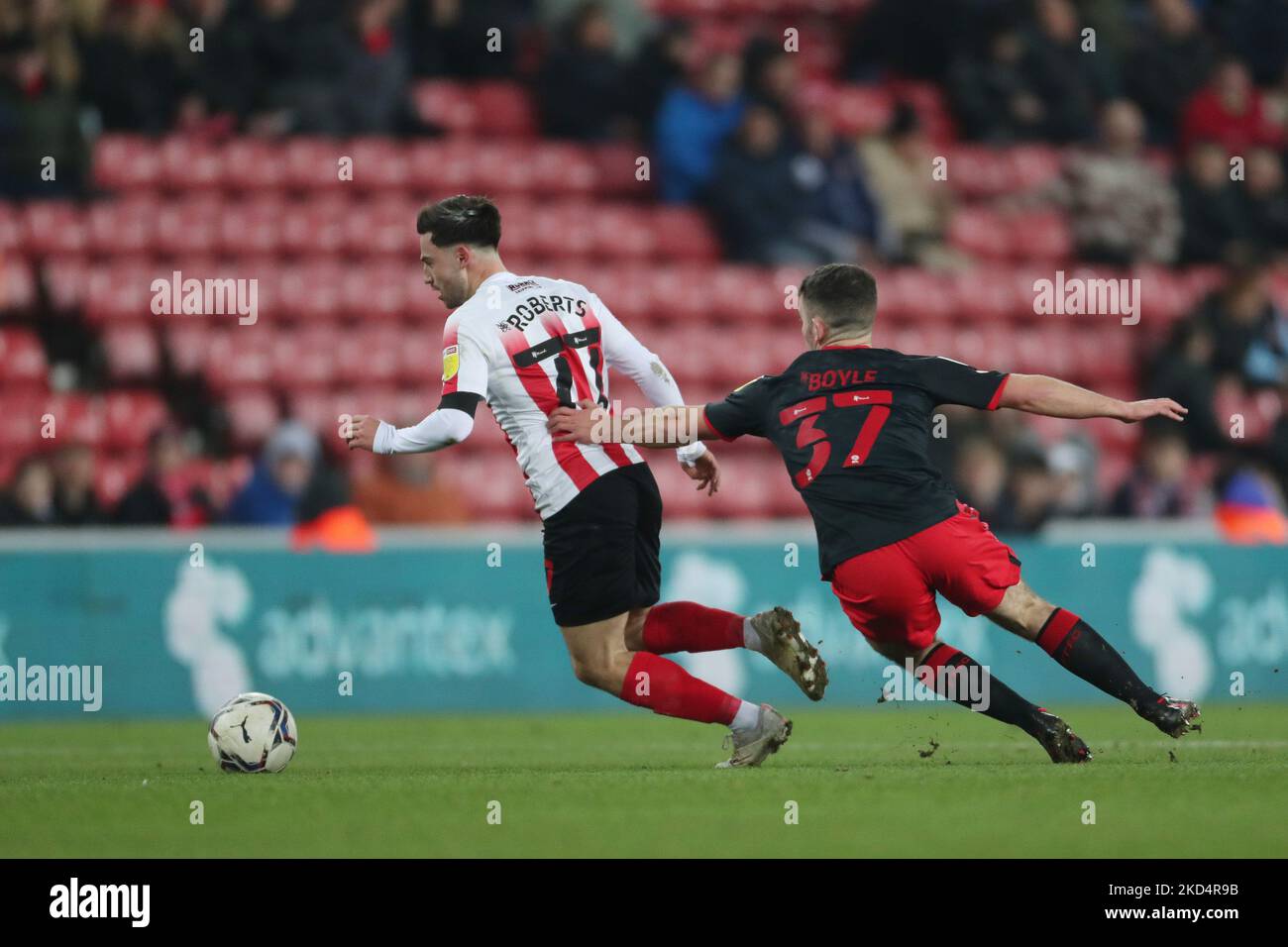 Patrick Roberts of Sunderland in action with Fleetwood Town's Fleetwood ...