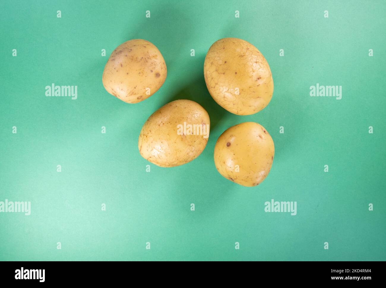 Small sweet potato plant hi-res stock photography and images - Alamy