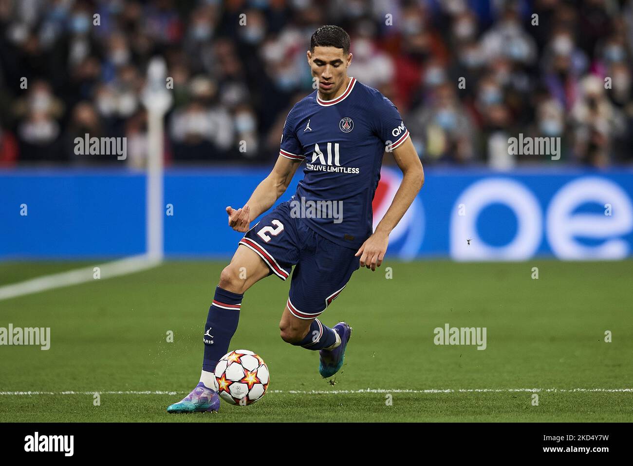Achraf Hakimi of PSG during the UEFA Champions League Round Of Sixteen ...
