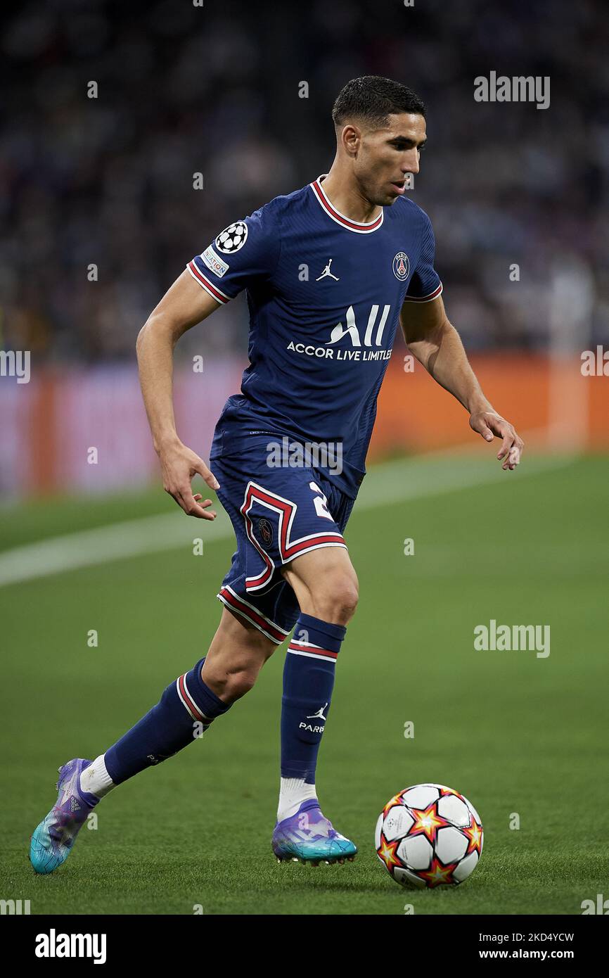 Hakimi psg champions league hi-res stock photography and images - Alamy