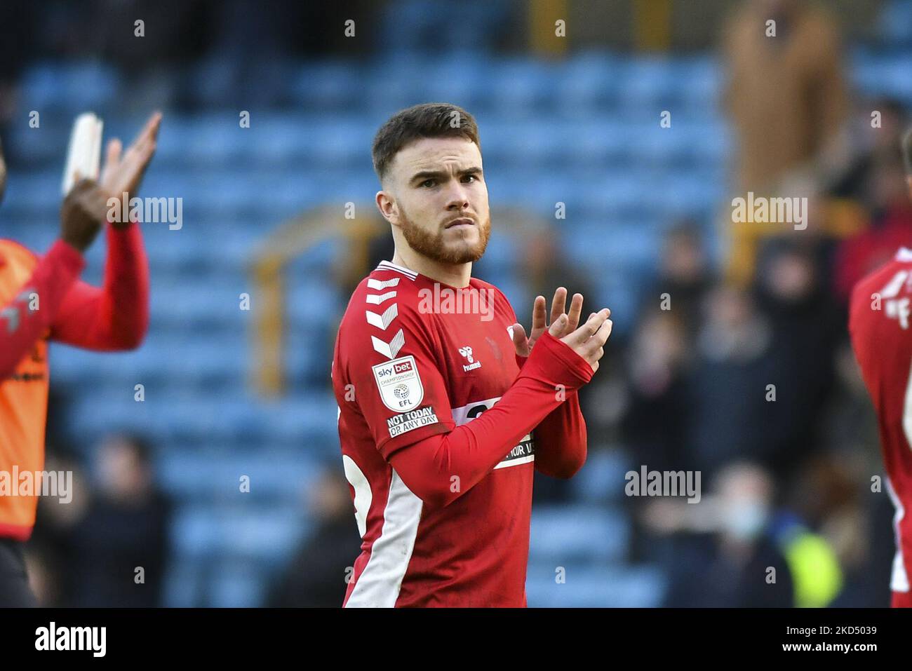 Millwall fans the den 2022 hi-res stock photography and images - Alamy