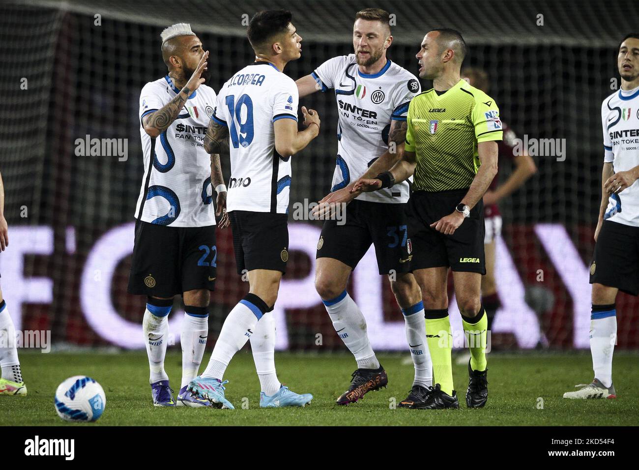 Inter milan midfielder hi-res stock photography and images - Alamy