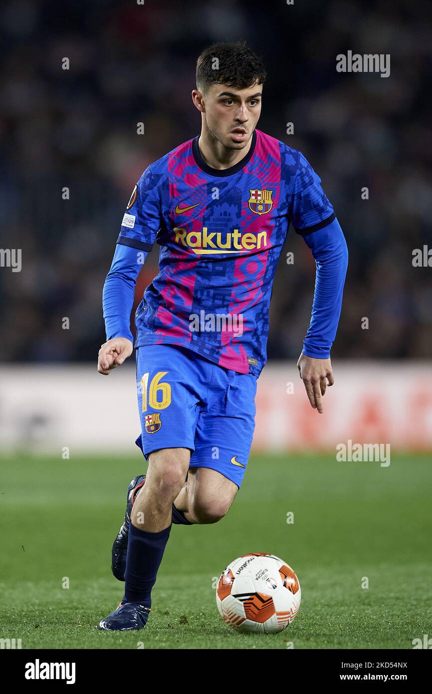 Pedri of Barcelona during the UEFA Europa League Round of 16 Leg One ...