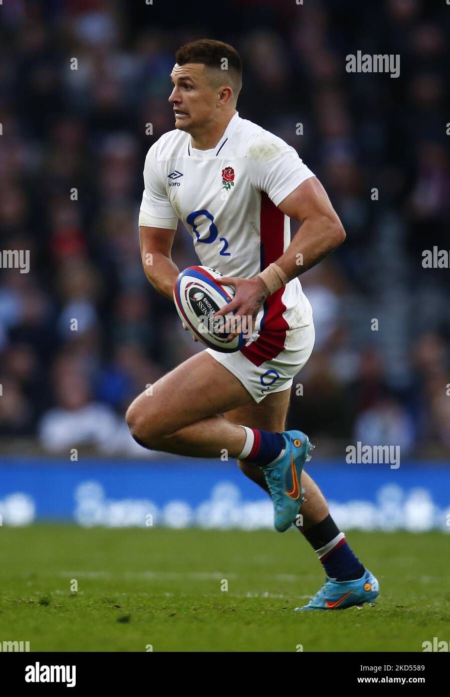 Freddie Steward of England during Guinness six Nations match between ...