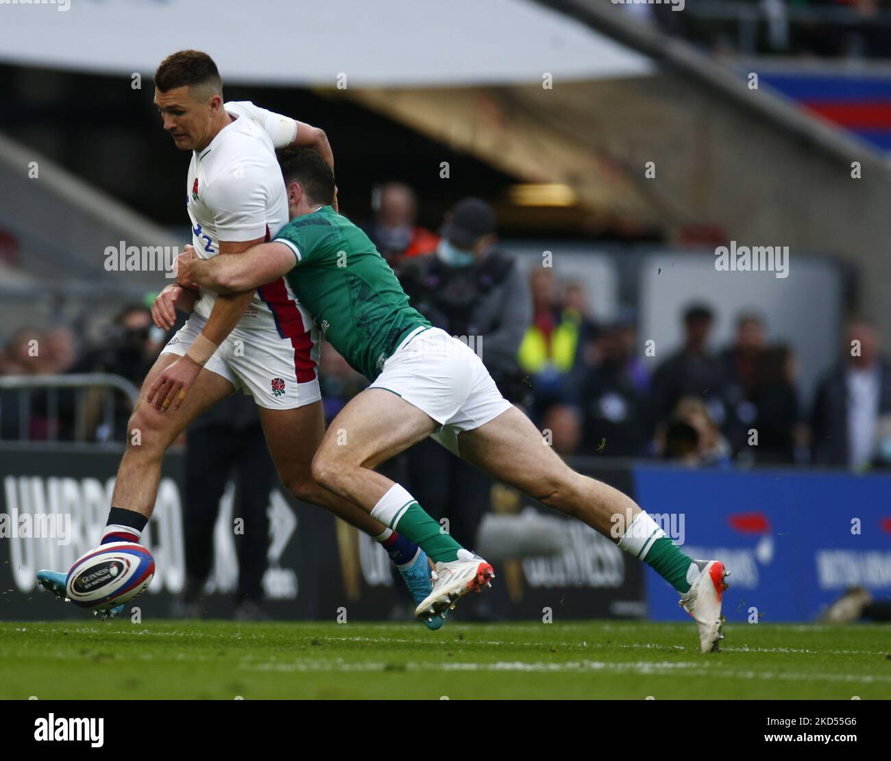 Herry Slade of England during Guinness six Nations match between ...