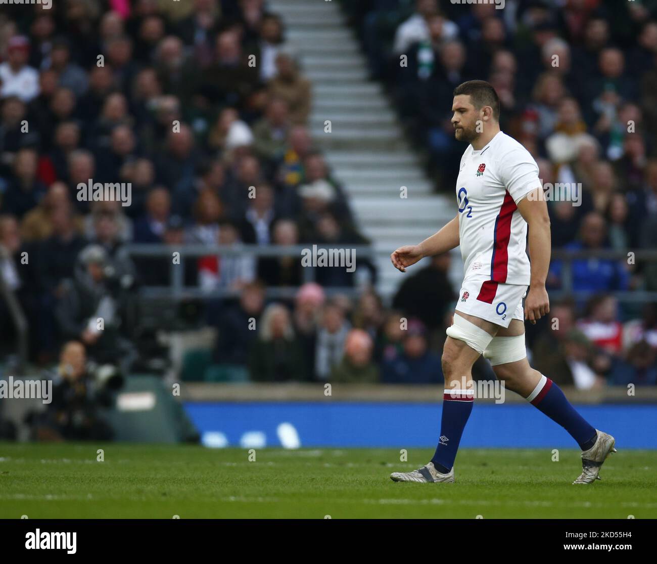 Charlie Ewels of England gets red card during Guinness six Nations ...