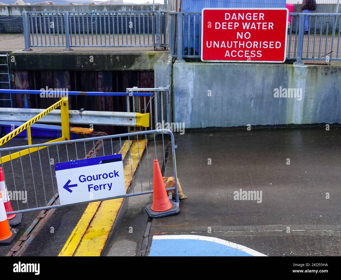 Gourock Ferry and deep water warning sign at the docks, Dunoon ...