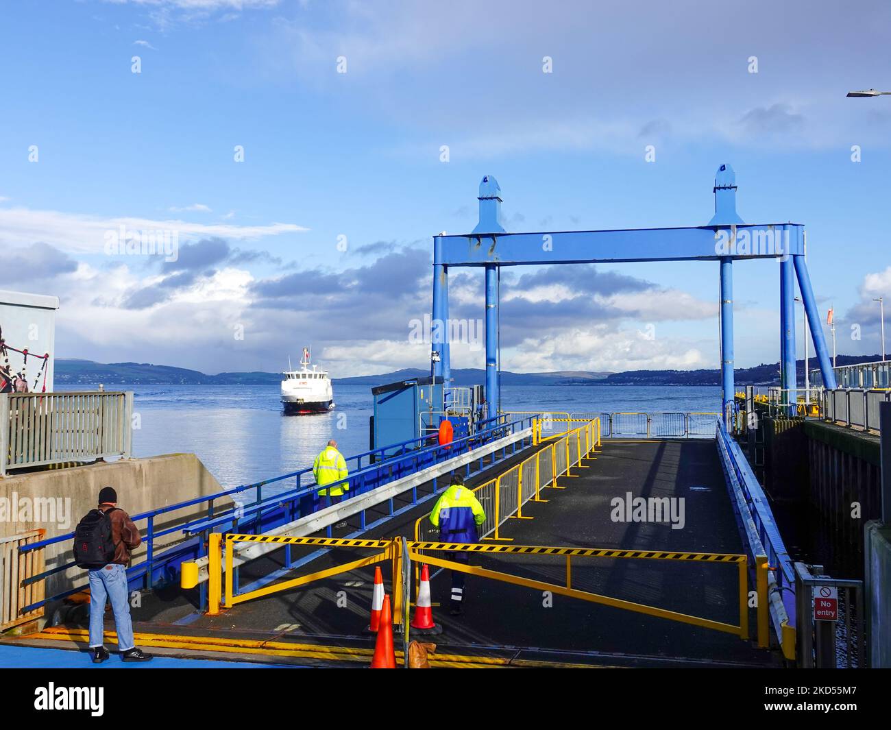 Dunoon town centre hi-res stock photography and images - Alamy