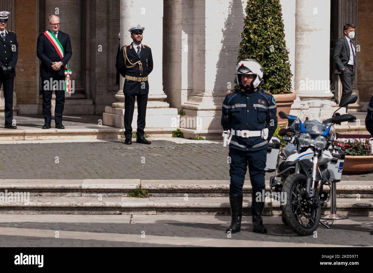 The Mayor of Rome, Roberto Gualtieri, with the Commander of the Local ...