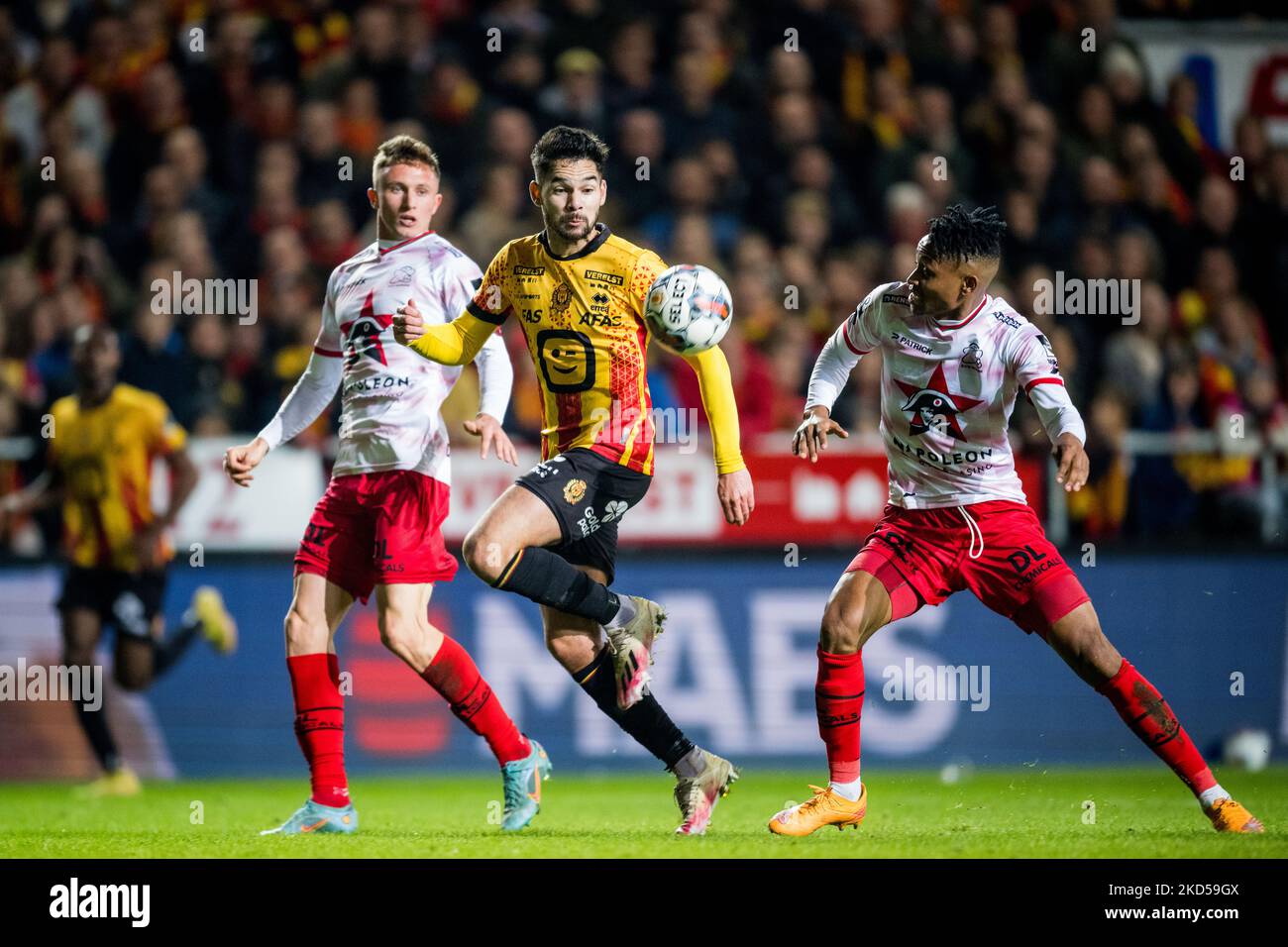 Mechelen's Sandy Walsh pictured in action during a soccer match between ...