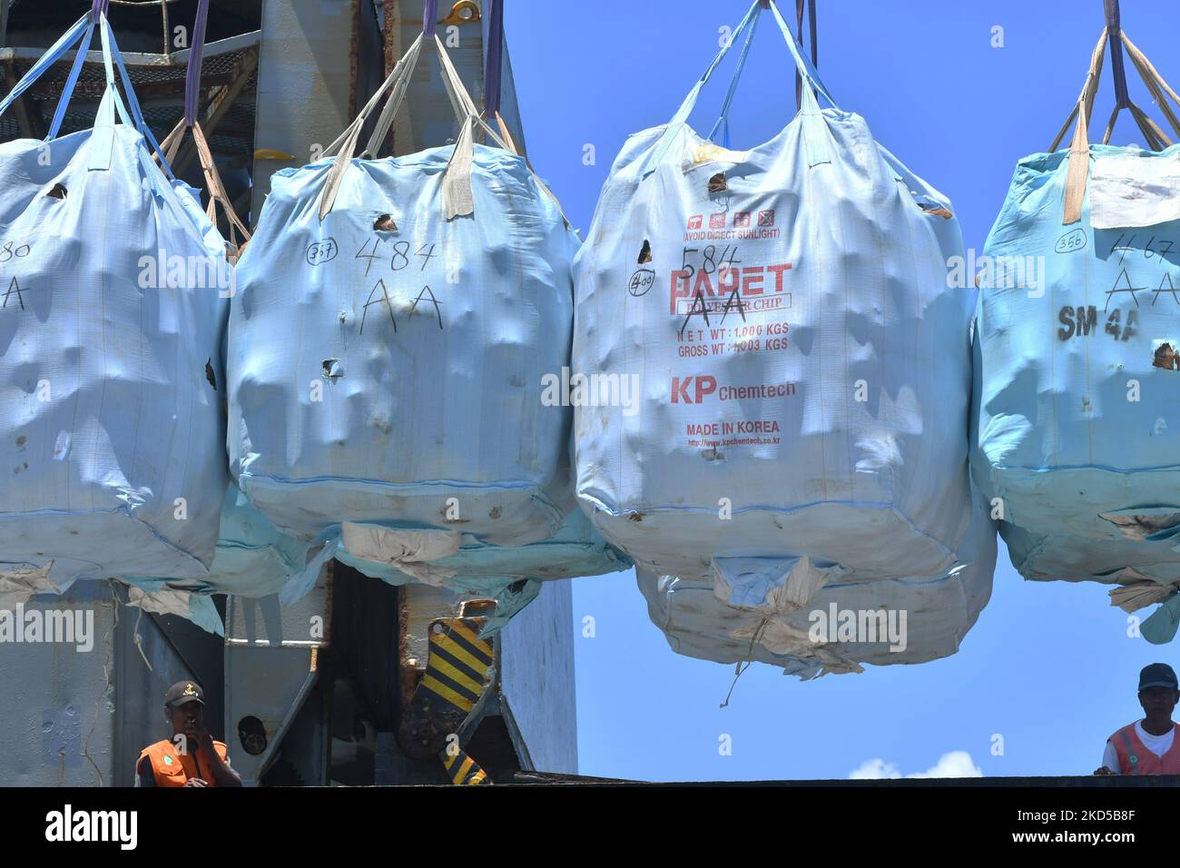 Pantoloan port hi-res stock photography and images - Alamy