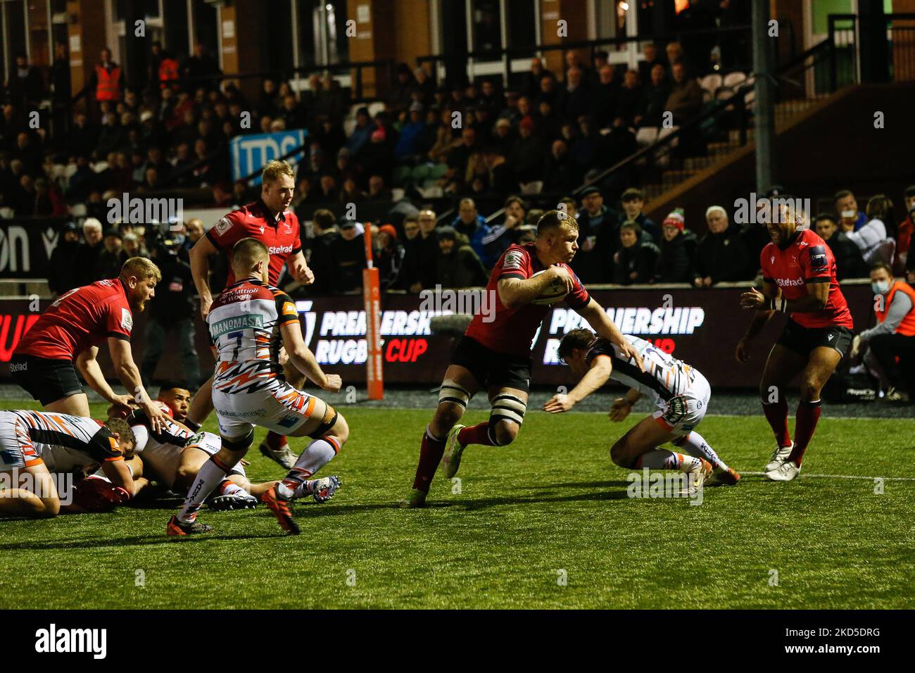 Callum Chick of Newcastle Falcons looks for George Wacoecoke during the ...