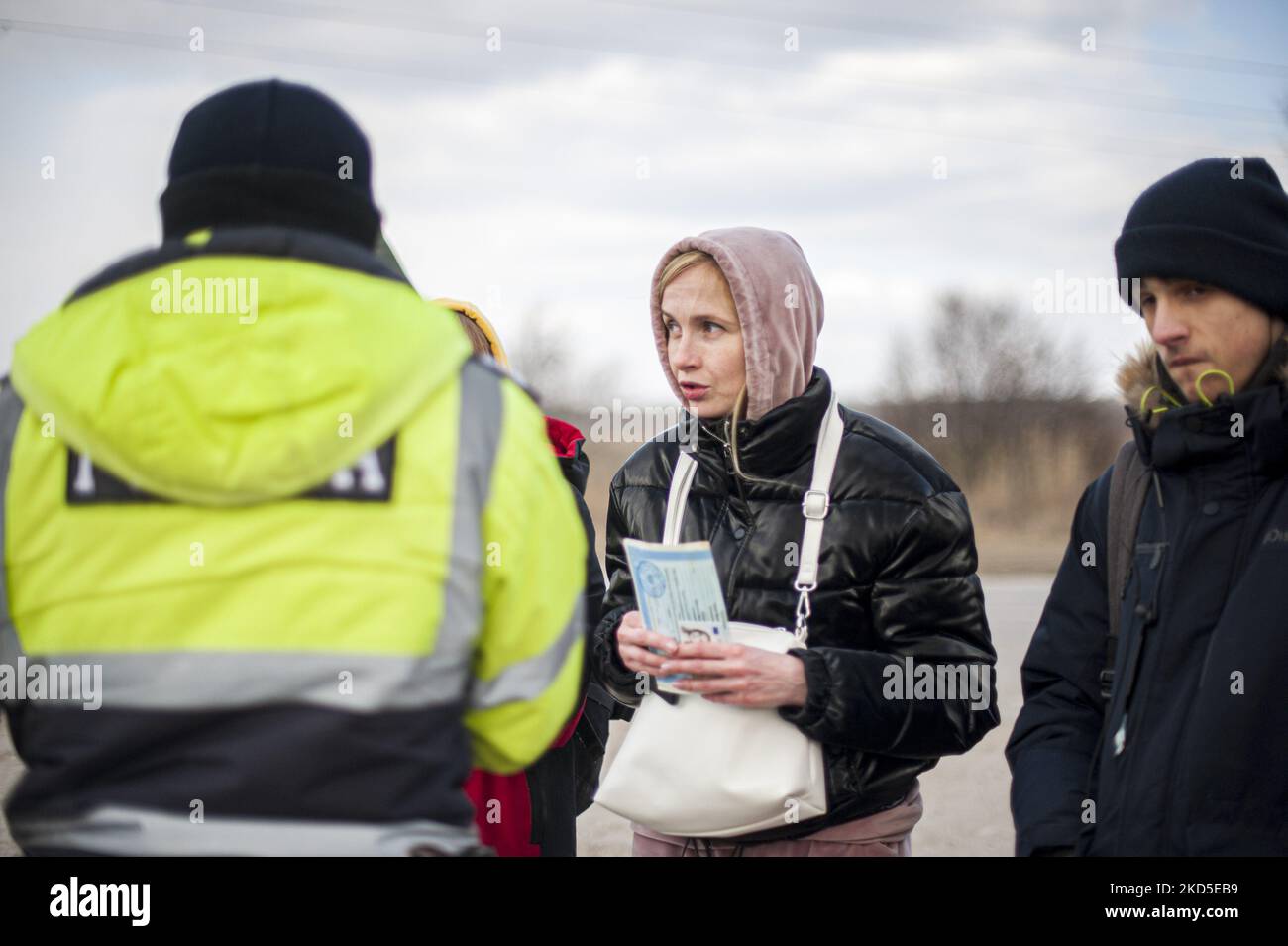 Ukrainian moldova border crossing hi-res stock photography and images ...