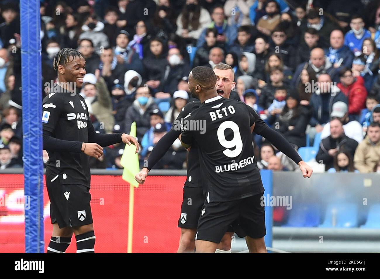 Gerard Deulofeu celebrates after scoring with Beto of Udinese Calcio ...