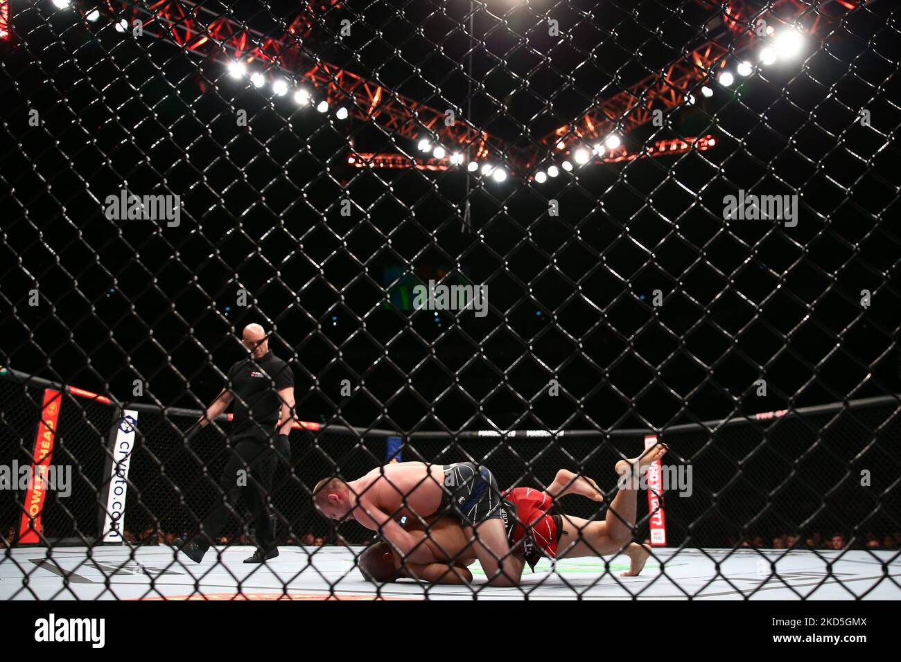 Gunnar Nelson takes Takashi Sato’s back during UFC Fight Night 204 at ...