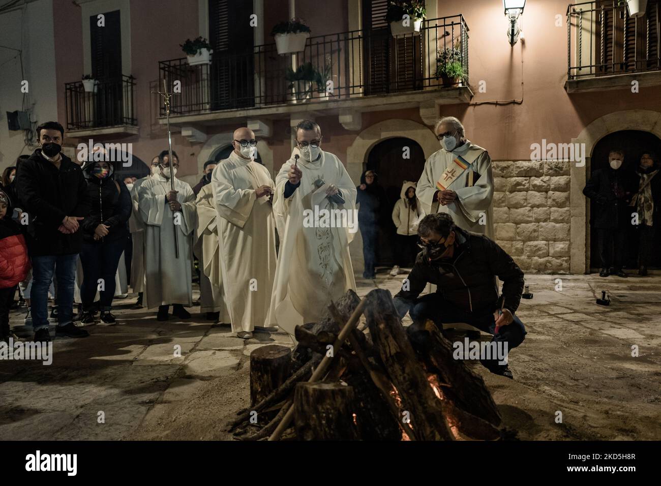 Blessing of the bonfire in front of the Mother Church in Noicattaro on ...