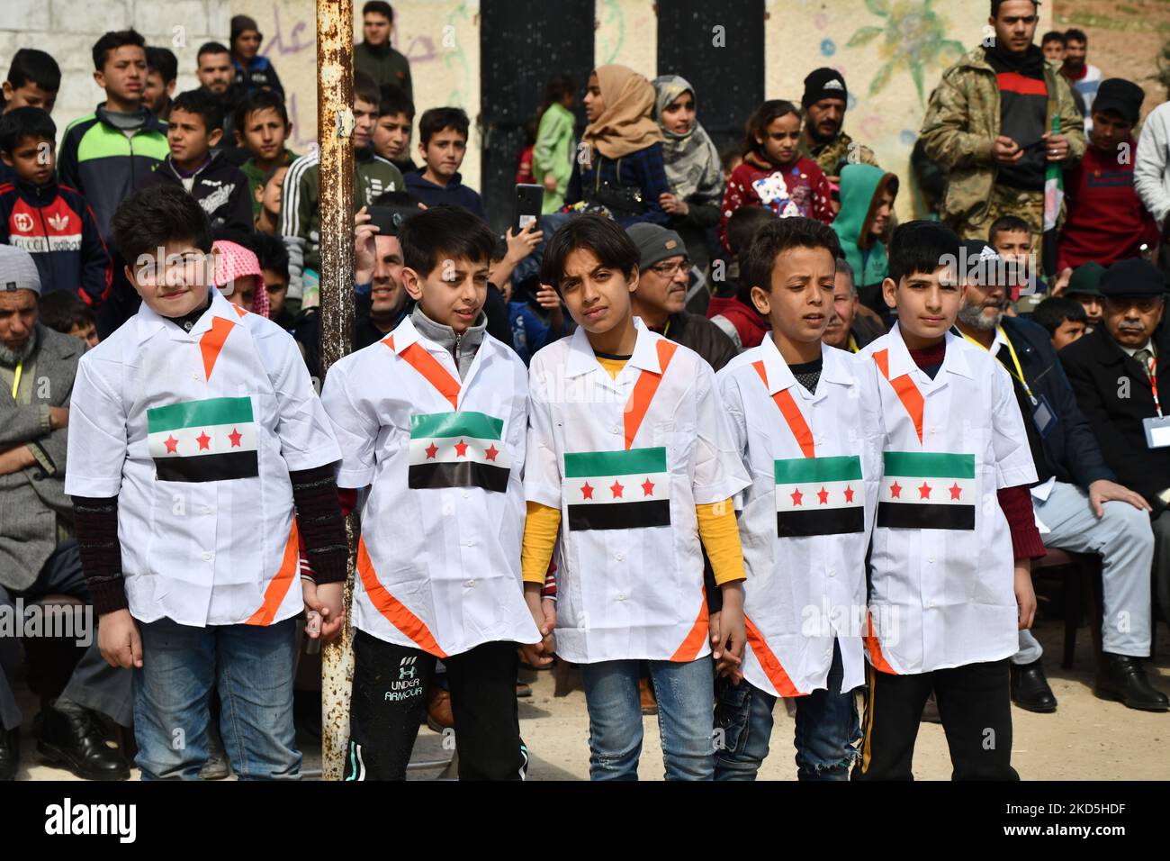 Palestinians and Syrians from the occupied Golan live in the camps of ...