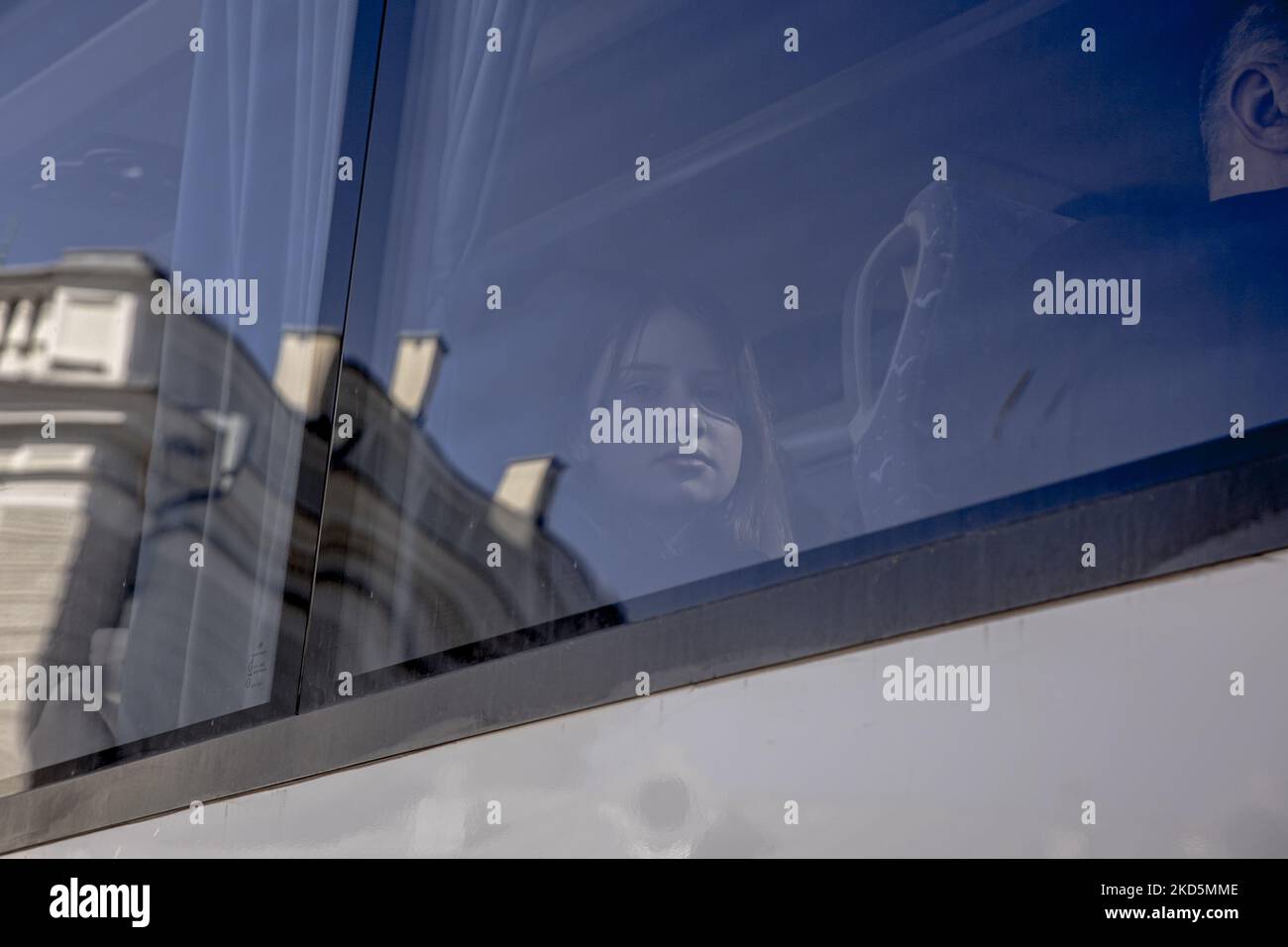 Refugee child from ukraine train window hi-res stock photography and ...