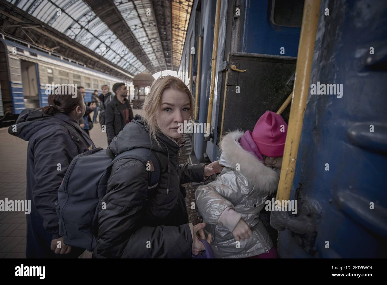 Crying women in car hi-res stock photography and images - Alamy