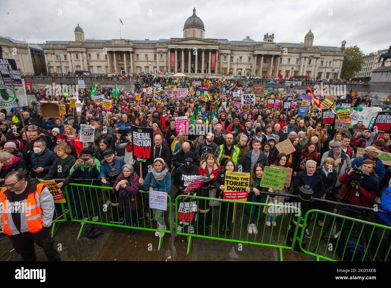 London, England, UK. 5th Nov, 2022. Thousands attend anti austerity ...